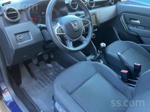 Blue Dacia Duster 2021 in Liepaja, with an engine capacity of 1.50 L and mileage of 194 thousand km for 10890 €, photo 12 on AUTOMOTO.COM.LV