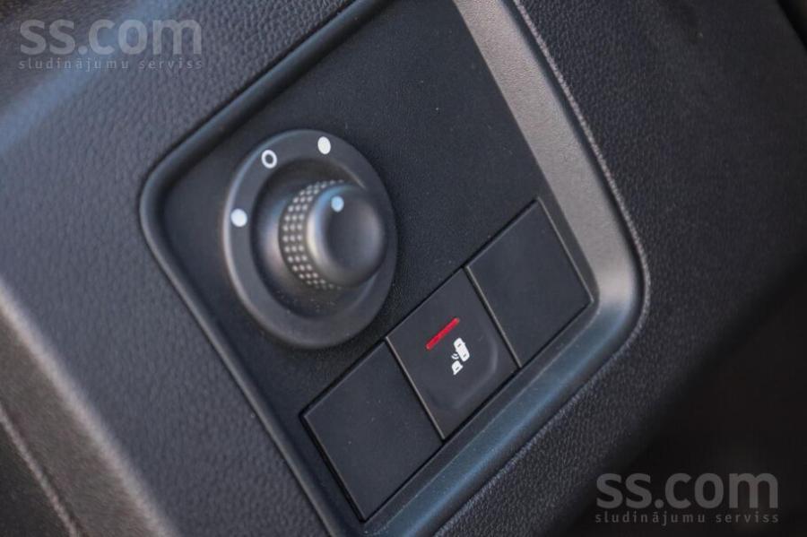 Zils Dacia Duster 2021 Rīga, ar dzinēja tilpumu 1.30 L un nobraukumu 133 tūkst. km par 12995 €, foto 24 vietnē AUTOMOTO.COM.LV