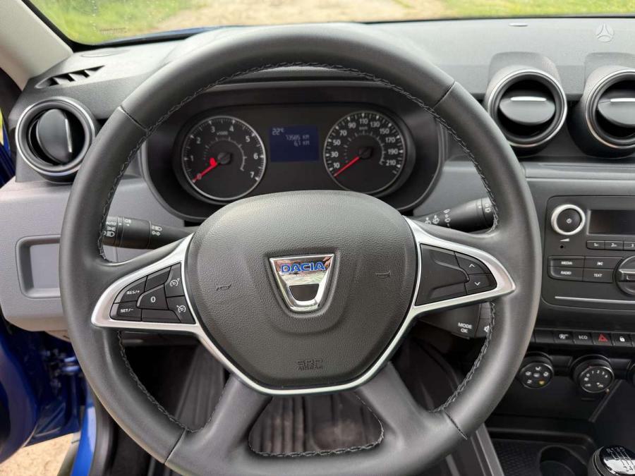 Blue Dacia Duster 2023 in Vilnius, with an engine capacity of 1.00 L and mileage of 73 thousand km for 9550 €, photo 14 on AUTOMOTO.COM.LV