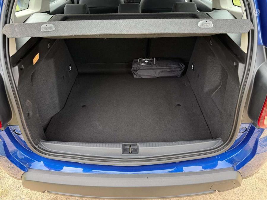 Blue Dacia Duster 2023 in Vilnius, with an engine capacity of 1.00 L and mileage of 73 thousand km for 9550 €, photo 18 on AUTOMOTO.COM.LV
