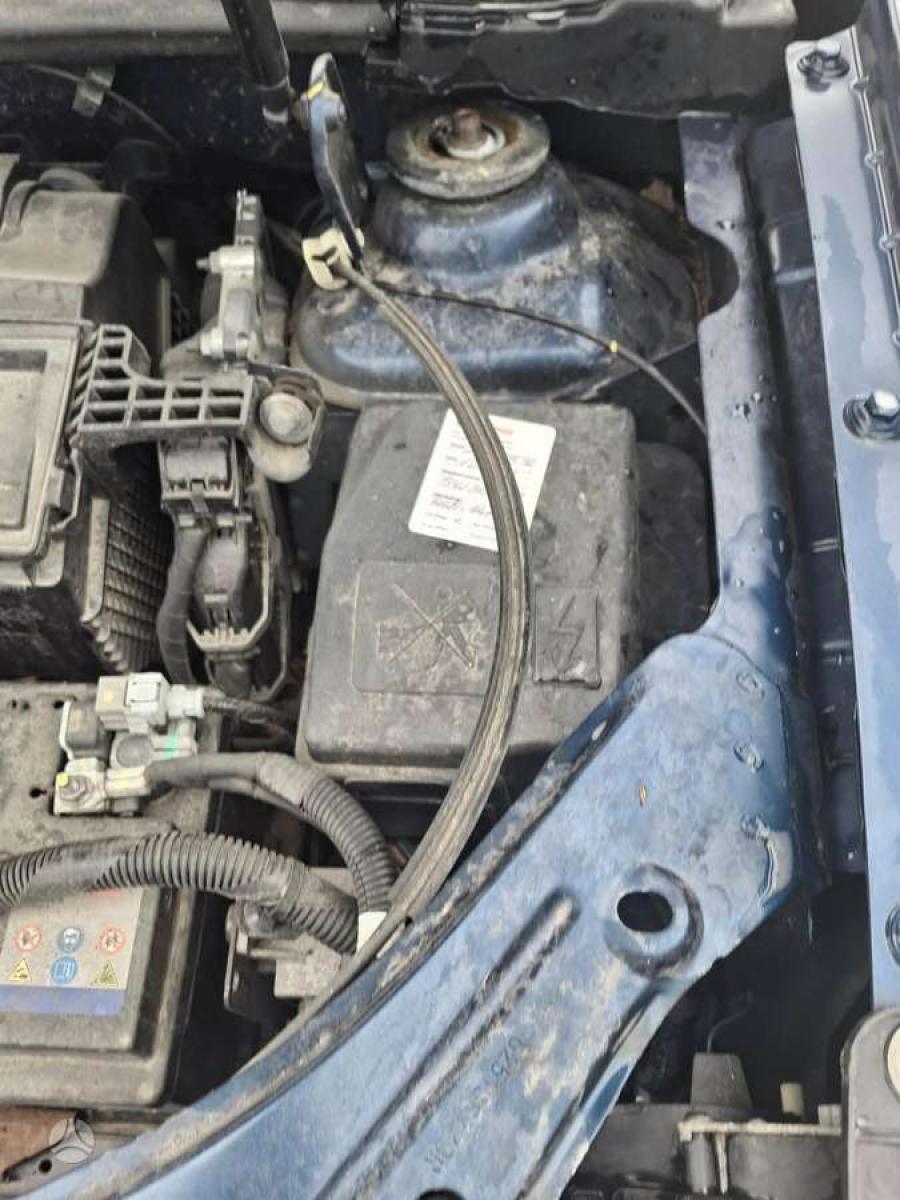 Zils Dacia Duster 2019 Kauņa, ar dzinēja tilpumu 1.46 L un nobraukumu 140 tūkst. km par 10500 €, foto 5 vietnē AUTOMOTO.COM.LV