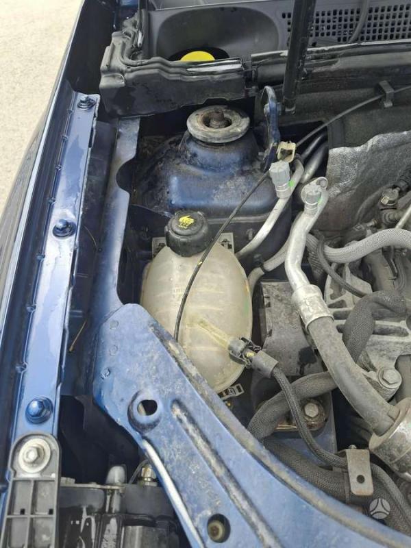 Blue Dacia Duster 2019 in Kaunas, with an engine capacity of 1.46 L and mileage of 140 thousand km for 10500 €, photo 8 on AUTOMOTO.COM.LV