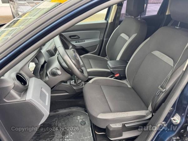 Zils Dacia Duster 2019 Narva, ar dzinēja tilpumu 1.30 L un nobraukumu 43 tūkst. km par 9990 €, foto 6 vietnē AUTOMOTO.COM.LV