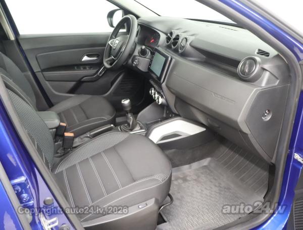 Zils Dacia Duster 2021 Tallina, ar dzinēja tilpumu 1.00 L un nobraukumu 140 tūkst. km par 8900 €, foto 9 vietnē AUTOMOTO.COM.LV
