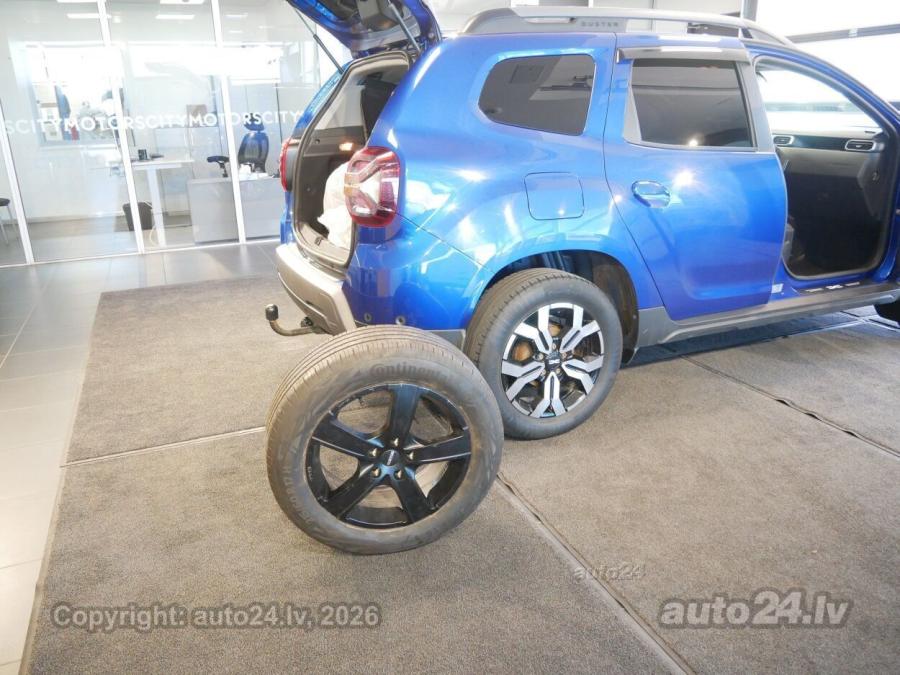 Zils Dacia Duster 2023 Tallina, ar dzinēja tilpumu 1.00 L un nobraukumu 50 tūkst. km par 13990 €, foto 7 vietnē AUTOMOTO.COM.LV