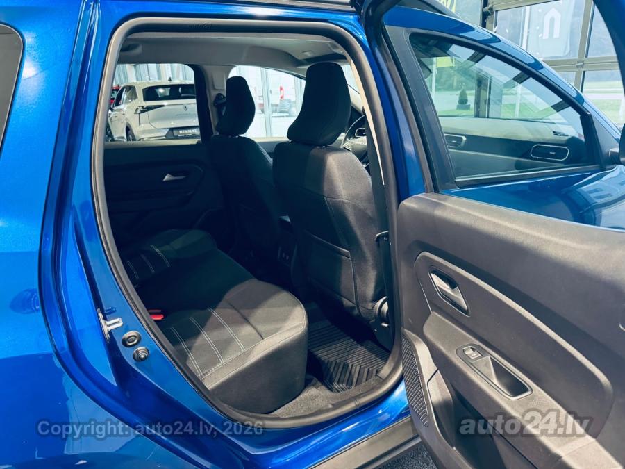 Синий Дачия Duster 2023 в Пярну, объемом двигателя 1.30 л и пробегом 46 тыс. км за 19400 €, фото 17 на AUTOMOTO.COM.LV