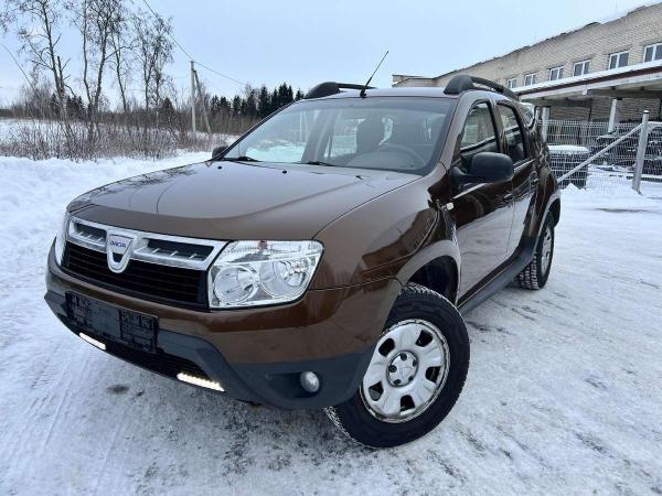 Brūns Dacia Duster 2010 Kelmė, ar dzinēja tilpumu 1.60 L un nobraukumu 138 tūkst. km par 4200 €, foto 1 vietnē AUTOMOTO.COM.LV