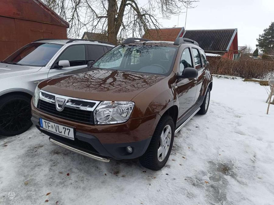 Brown Dacia Duster 2010 in Marijampole, with an engine capacity of 1.50 L and mileage of 96 thousand km for 4500 €, photo 3 on AUTOMOTO.COM.LV