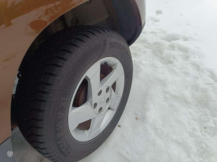Brown Dacia Duster 2010 in Marijampole, with an engine capacity of 1.50 L and mileage of 96 thousand km for 4500 €, photo 18 on AUTOMOTO.COM.LV