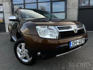 Brown Dacia Duster 2010 in Cesis, with an engine capacity of 1.50 L and mileage of 0 thousand km for 5990 €, photo  on AUTOMOTO.COM.LV