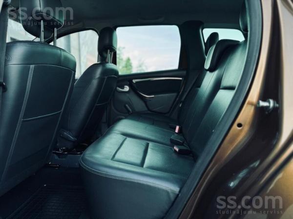 Brown Dacia Duster 2010 in Cesis, with an engine capacity of 1.50 L and mileage of 0 thousand km for 5990 €, photo 10 on AUTOMOTO.COM.LV