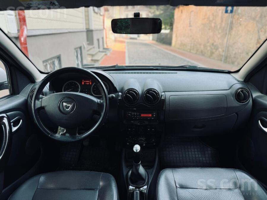 Brown Dacia Duster 2010 in Cesis, with an engine capacity of 1.50 L and mileage of 0 thousand km for 5990 €, photo 15 on AUTOMOTO.COM.LV