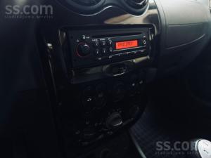 Brown Dacia Duster 2010 in Cesis, with an engine capacity of 1.50 L and mileage of 0 thousand km for 5990 €, photo 16 on AUTOMOTO.COM.LV