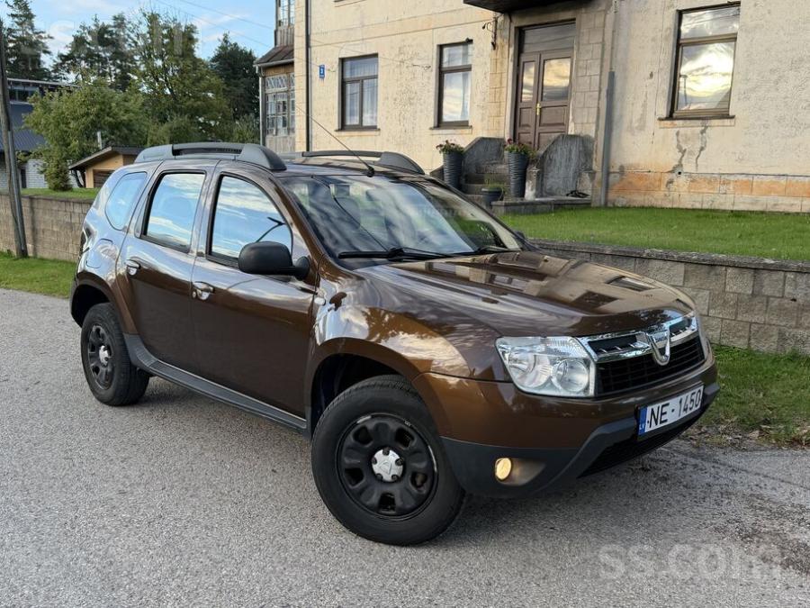 Brown Dacia Duster 2010 in Gulbene, with an engine capacity of 1.50 L and mileage of 277 thousand km for 3600 €, photo 1 on AUTOMOTO.COM.LV