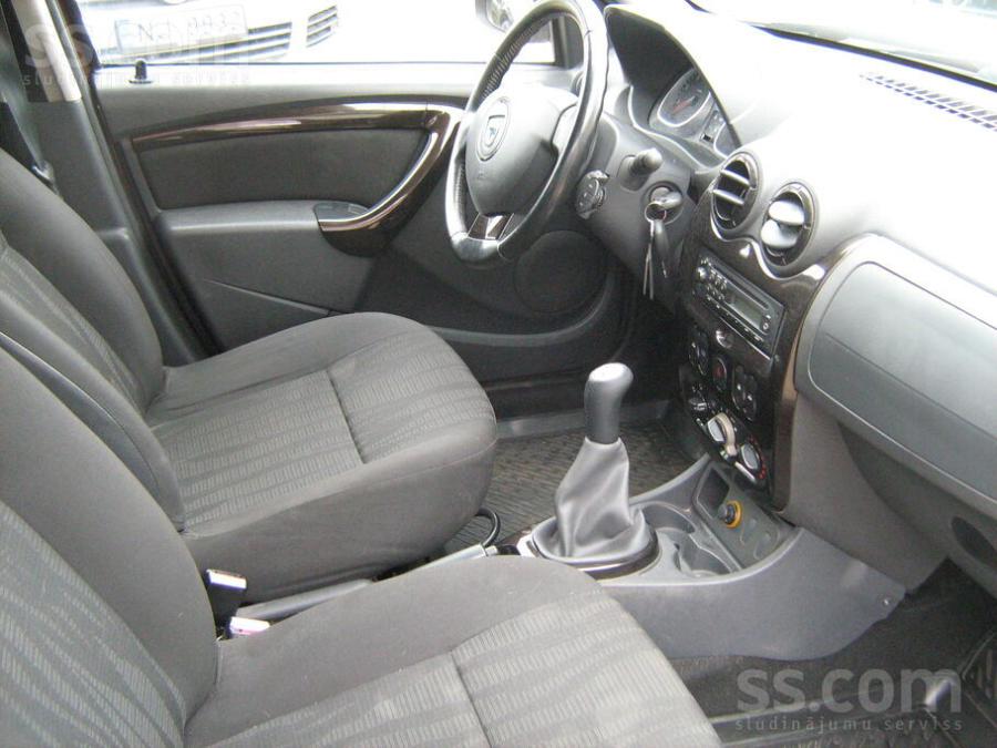 Brūns Dacia Duster 2011 Rēzekne, ar dzinēja tilpumu 1.60 L un nobraukumu 146 tūkst. km par 4950 €, foto 10 vietnē AUTOMOTO.COM.LV