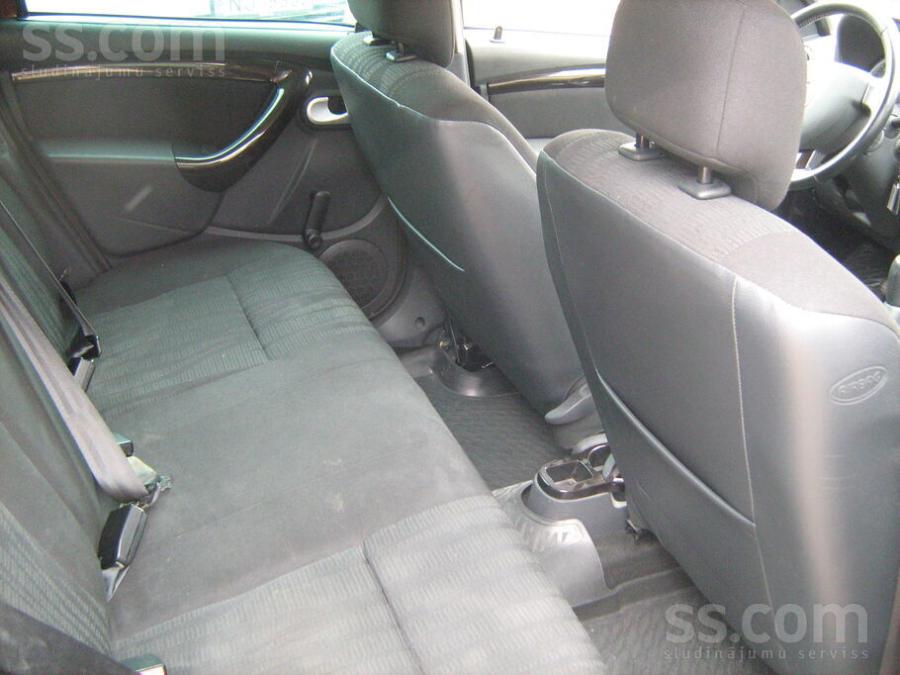 Brūns Dacia Duster 2011 Rēzekne, ar dzinēja tilpumu 1.60 L un nobraukumu 146 tūkst. km par 4950 €, foto 11 vietnē AUTOMOTO.COM.LV