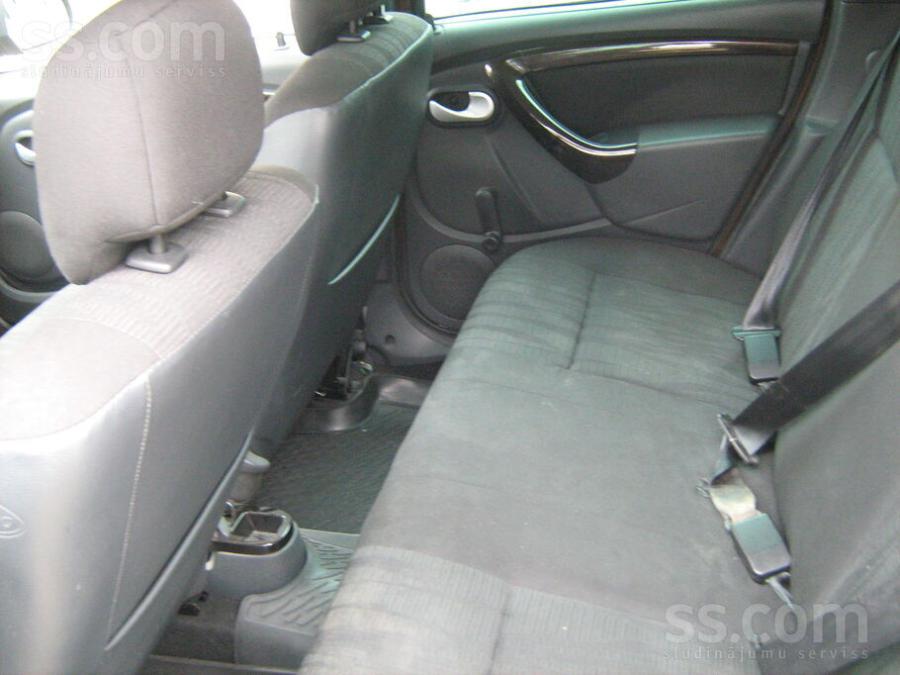 Brūns Dacia Duster 2011 Rēzekne, ar dzinēja tilpumu 1.60 L un nobraukumu 146 tūkst. km par 4950 €, foto 13 vietnē AUTOMOTO.COM.LV