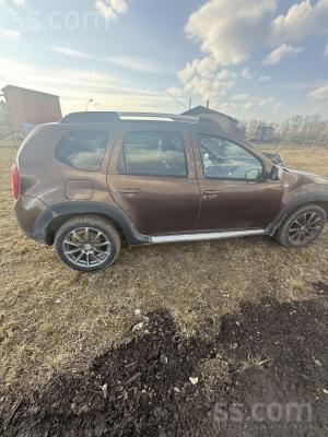 Коричневый Дачия Duster 2011 в Алуксне, объемом двигателя 1.50 л и пробегом 343 тыс. км за 4100 €, фото 5 на AUTOMOTO.COM.LV