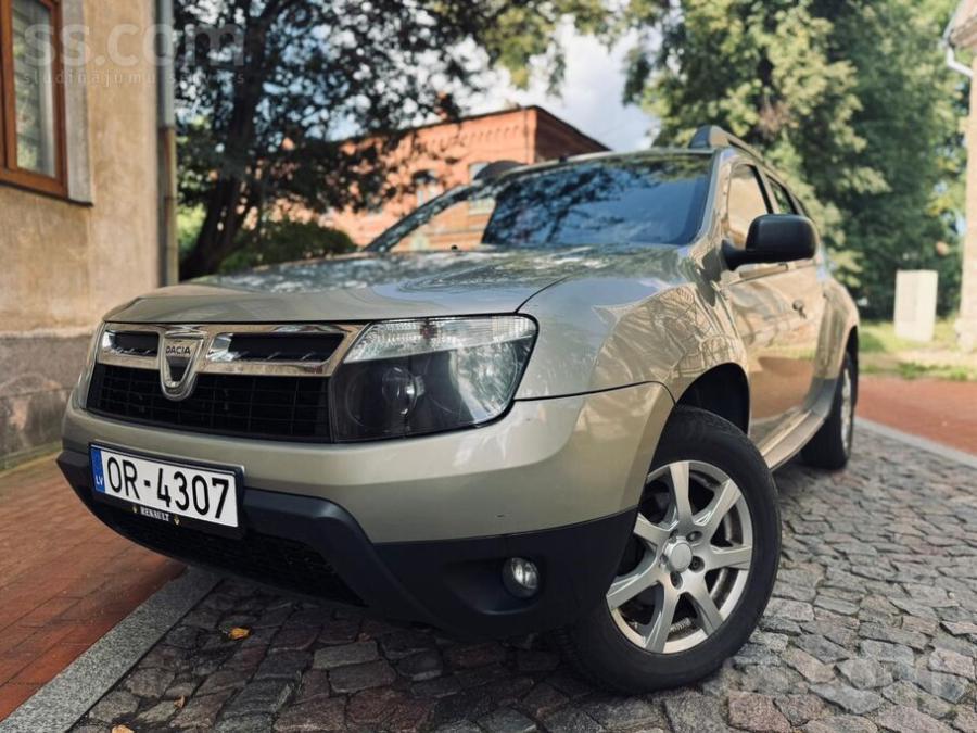 Brūns Dacia Duster 2011 Cēsis, ar dzinēja tilpumu 1.60 L un nobraukumu 0 tūkst. km par 6900 €, foto 4 vietnē AUTOMOTO.COM.LV