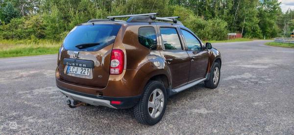 Brown Dacia Duster 2011 in Vilnius, with an engine capacity of 1.46 L and mileage of 264 thousand km for 3599 €, photo 7 on AUTOMOTO.COM.LV