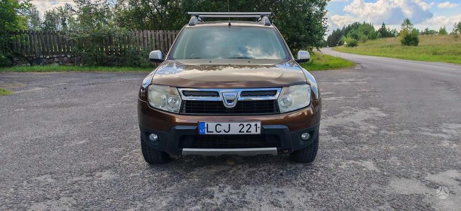 Brown Dacia Duster 2011 in Vilnius, with an engine capacity of 1.46 L and mileage of 264 thousand km for 3599 €, photo 11 on AUTOMOTO.COM.LV