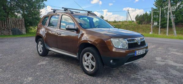 Brūns Dacia Duster 2011 Viļņa, ar dzinēja tilpumu 1.46 L un nobraukumu 264 tūkst. km par 3599 €, foto 9 vietnē AUTOMOTO.COM.LV