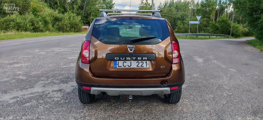 Brown Dacia Duster 2011 in Vilnius, with an engine capacity of 1.50 L and mileage of 264 thousand km for 3599 €, photo 6 on AUTOMOTO.COM.LV