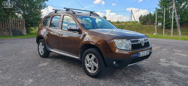 Brūns Dacia Duster 2011 Viļņa, ar dzinēja tilpumu 1.50 L un nobraukumu 264 tūkst. km par 3599 €, foto 10 vietnē AUTOMOTO.COM.LV