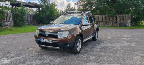 Brūns Dacia Duster 2011 Viļņa, ar dzinēja tilpumu 1.50 L un nobraukumu 264 tūkst. km par 3599 €, foto 11 vietnē AUTOMOTO.COM.LV