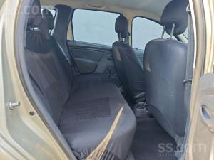 Brūns Dacia Duster 2011 Ogre, ar dzinēja tilpumu 1.50 L un nobraukumu 192 tūkst. km par 4950 €, foto 13 vietnē AUTOMOTO.COM.LV