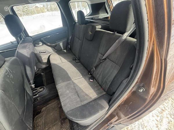 Brown Dacia Duster 2012 in Taurage, with an engine capacity of 1.46 L and mileage of 270 thousand km for 4200 €, photo 11 on AUTOMOTO.COM.LV