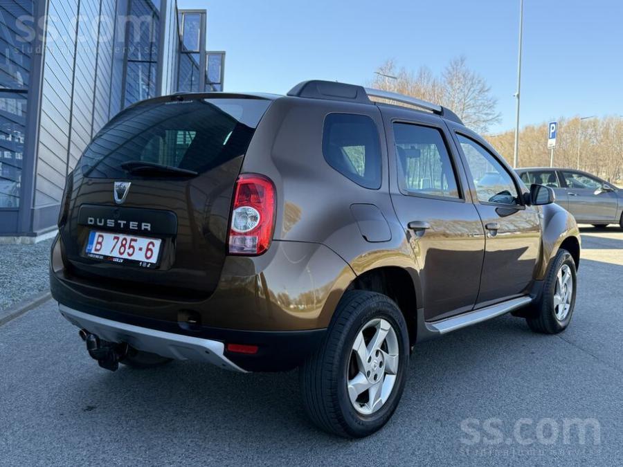 Brown Dacia Duster 2012 in Liepaja, with an engine capacity of 1.60 L and mileage of 175 thousand km for 6600 €, photo 4 on AUTOMOTO.COM.LV