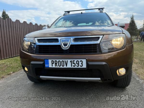 Brūns Dacia Duster 2012 Tallina, ar dzinēja tilpumu 1.50 L un nobraukumu 169 tūkst. km par 4990 €, foto 1 vietnē AUTOMOTO.COM.LV