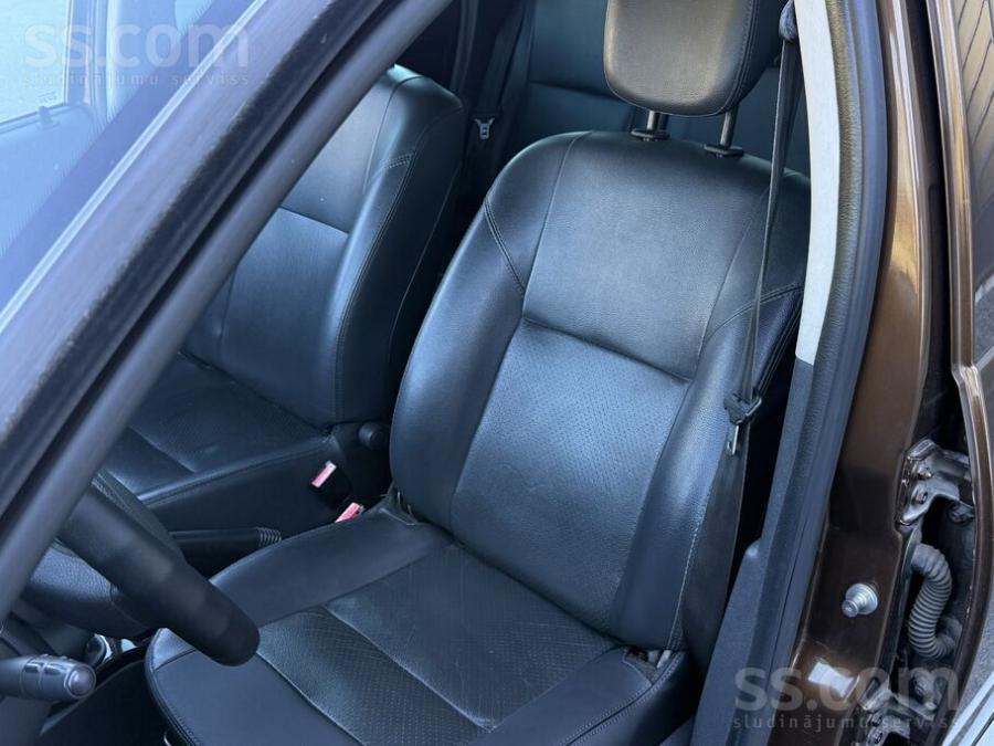 Brūns Dacia Duster 2012 Liepāja, ar dzinēja tilpumu 1.60 L un nobraukumu 175 tūkst. km par 5900 €, foto 16 vietnē AUTOMOTO.COM.LV
