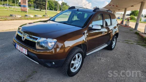 Brūns Dacia Duster 2012 Rīga, ar dzinēja tilpumu 1.50 L un nobraukumu 158 tūkst. km par 6850 €, foto 2 vietnē AUTOMOTO.COM.LV