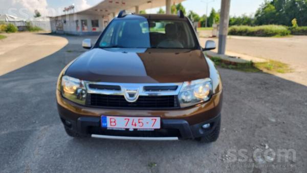Brūns Dacia Duster 2012 Rīga, ar dzinēja tilpumu 1.50 L un nobraukumu 158 tūkst. km par 6850 €, foto 3 vietnē AUTOMOTO.COM.LV