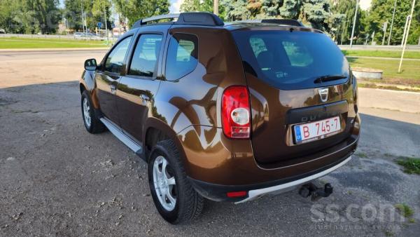 Brūns Dacia Duster 2012 Rīga, ar dzinēja tilpumu 1.50 L un nobraukumu 158 tūkst. km par 6850 €, foto 4 vietnē AUTOMOTO.COM.LV