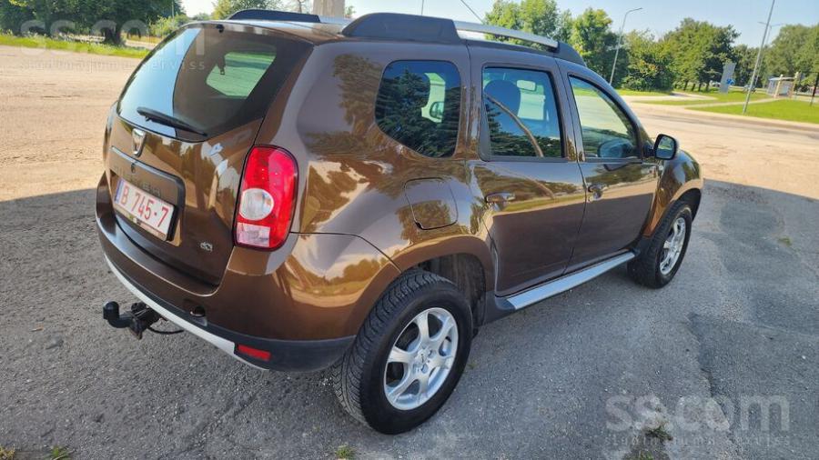 Brown Dacia Duster 2012 in Riga, with an engine capacity of 1.50 L and mileage of 158 thousand km for 6850 €, photo 8 on AUTOMOTO.COM.LV