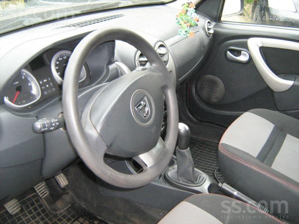 Коричневый Дачия Duster 2012 в Резекне, объемом двигателя 1.50 л и пробегом 189 тыс. км за 4950 €, фото 6 на AUTOMOTO.COM.LV