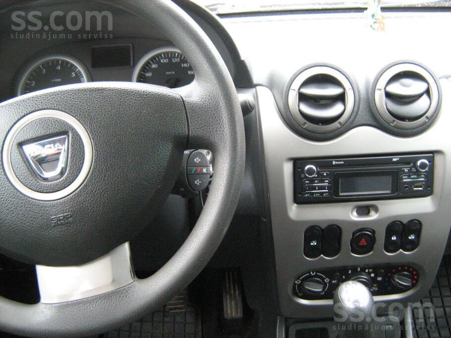 Brown Dacia Duster 2012 in Rezekne, with an engine capacity of 1.50 L and mileage of 189 thousand km for 4950 €, photo 10 on AUTOMOTO.COM.LV
