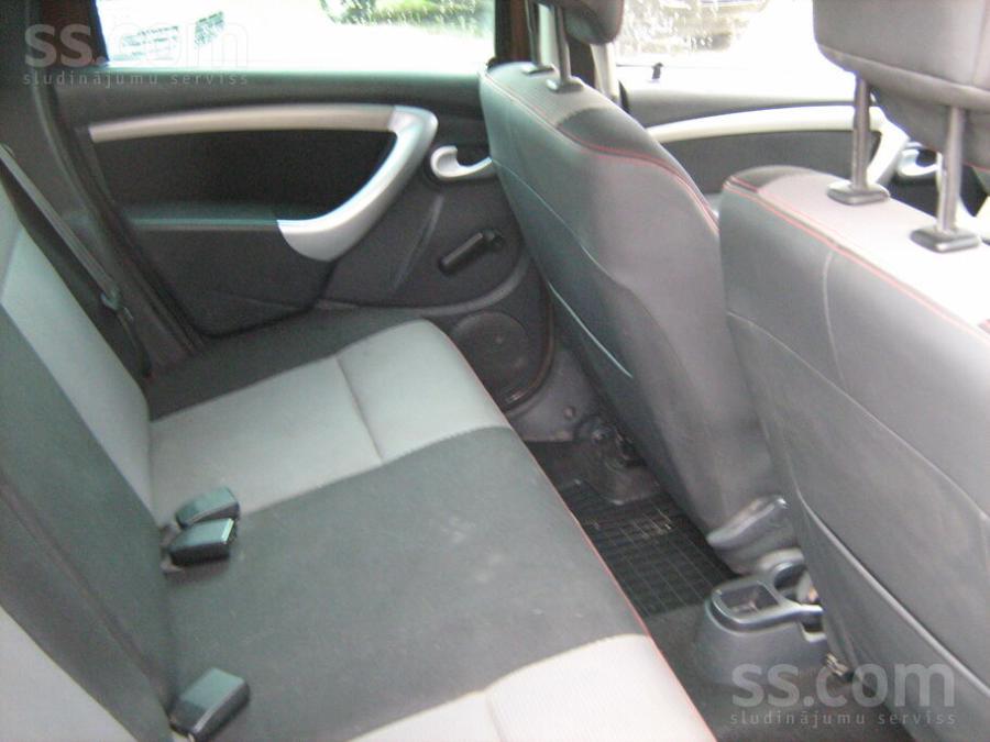 Brown Dacia Duster 2012 in Rezekne, with an engine capacity of 1.50 L and mileage of 189 thousand km for 4950 €, photo 12 on AUTOMOTO.COM.LV