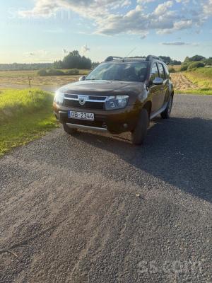 Brown Dacia Duster 2013 in Riga, with an engine capacity of 1.60 L and mileage of 181 thousand km for 4900 €, photo 15 on AUTOMOTO.COM.LV