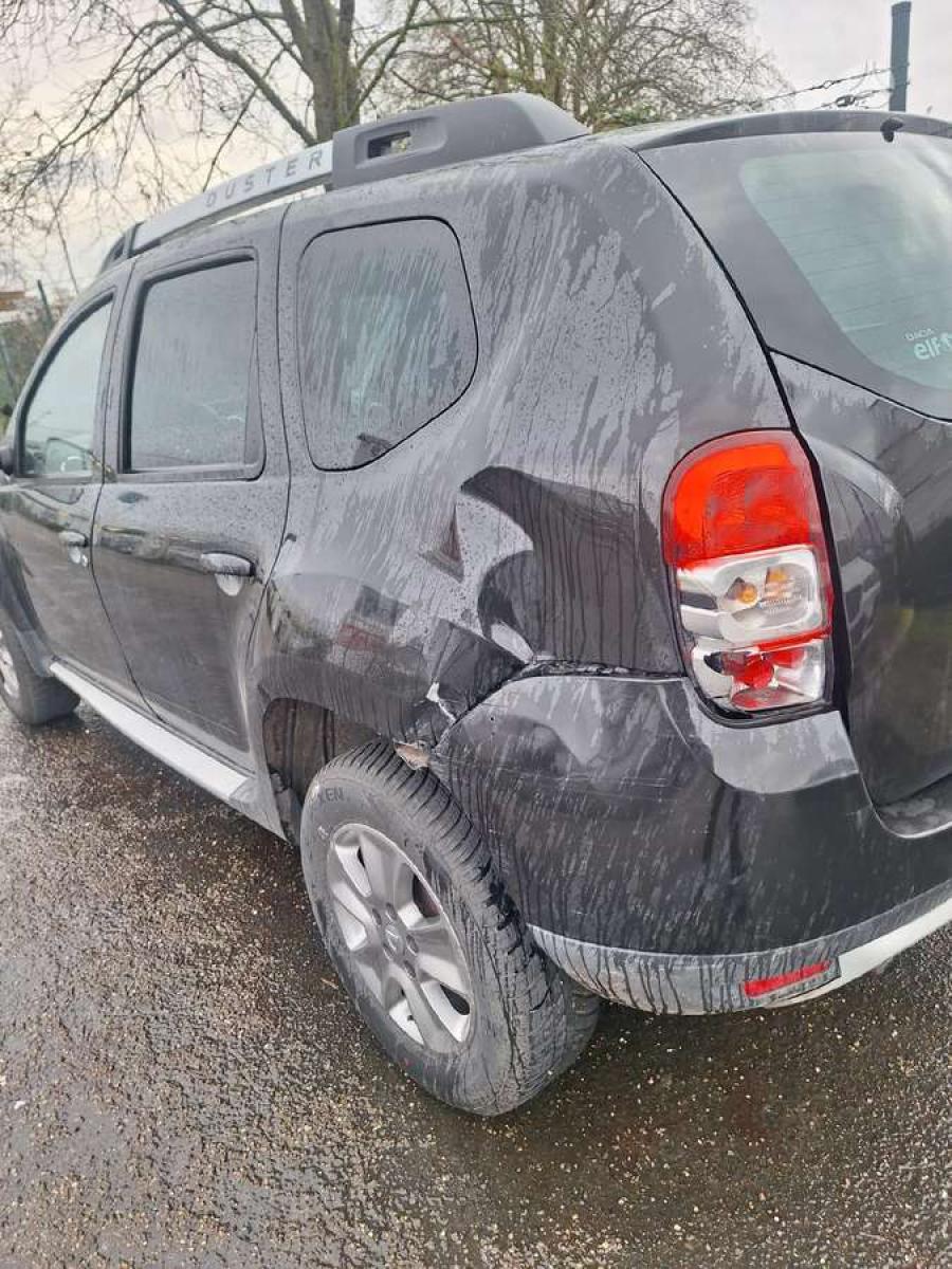 Brūns Dacia Duster 2014 Jurbarkas, ar dzinēja tilpumu 1.60 L un nobraukumu 150 tūkst. km par 5199 €, foto 6 vietnē AUTOMOTO.COM.LV