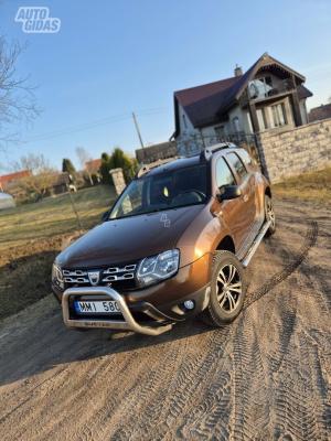 Brown Dacia Duster 2014 in Vilnius, with an engine capacity of 1.50 L and mileage of 219 thousand km for 7599 €, photo  on AUTOMOTO.COM.LV