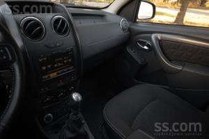 Brown Dacia Duster 2014 in Jelgava, with an engine capacity of 1.50 L and mileage of 0 thousand km for 6500 €, photo 16 on AUTOMOTO.COM.LV