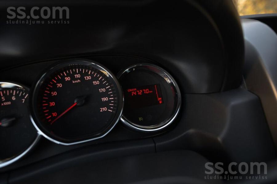 Brown Dacia Duster 2014 in Jelgava, with an engine capacity of 1.50 L and mileage of 0 thousand km for 6500 €, photo 18 on AUTOMOTO.COM.LV