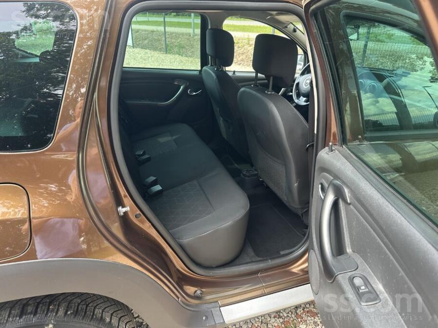 Brūns Dacia Duster 2014 Cēsis, ar dzinēja tilpumu 1.50 L un nobraukumu 0 tūkst. km par 7400 €, foto 9 vietnē AUTOMOTO.COM.LV