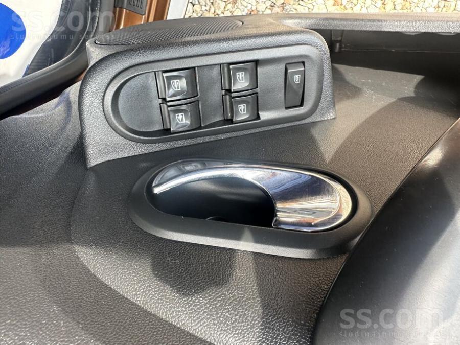 Brūns Dacia Duster 2014 Cēsis, ar dzinēja tilpumu 1.50 L un nobraukumu 0 tūkst. km par 7400 €, foto 13 vietnē AUTOMOTO.COM.LV