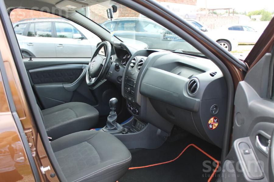 Brūns Dacia Duster 2014 Daugavpils, ar dzinēja tilpumu 1.50 L un nobraukumu 173 tūkst. km par 5190 €, foto 14 vietnē AUTOMOTO.COM.LV