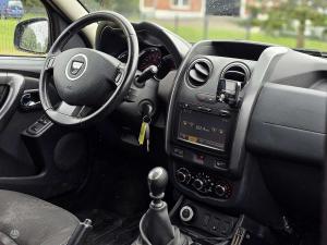 Brown Dacia Duster 2015 in Rokiskis, with an engine capacity of 1.46 L and mileage of 170 thousand km for 5450 €, photo 8 on AUTOMOTO.COM.LV
